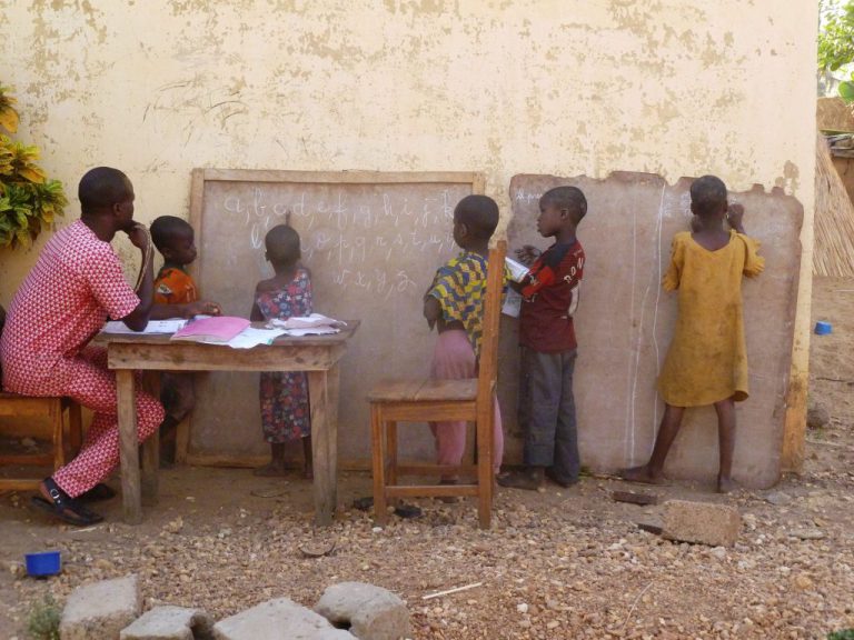 Lulabù Onlus: non è la mano che dona, è il cuore – Banco Farmaceutico ...